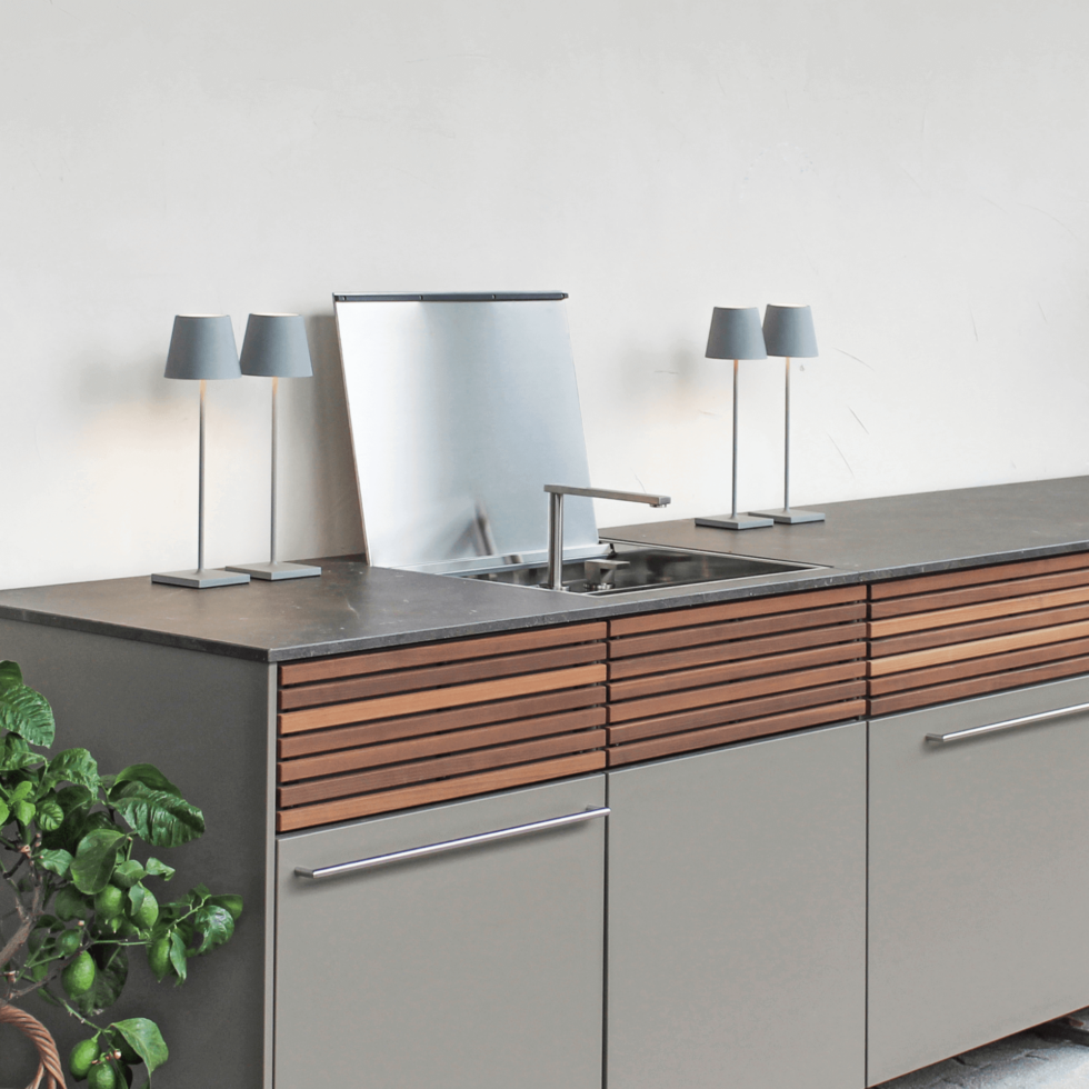 C2 - CUBIC OUTDOOR LIVING