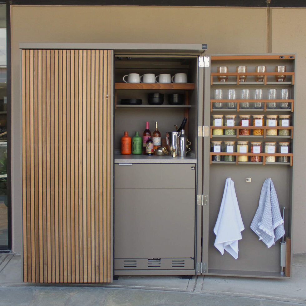 Outdoor Kitchen - CUBIC OUTDOOR LIVING